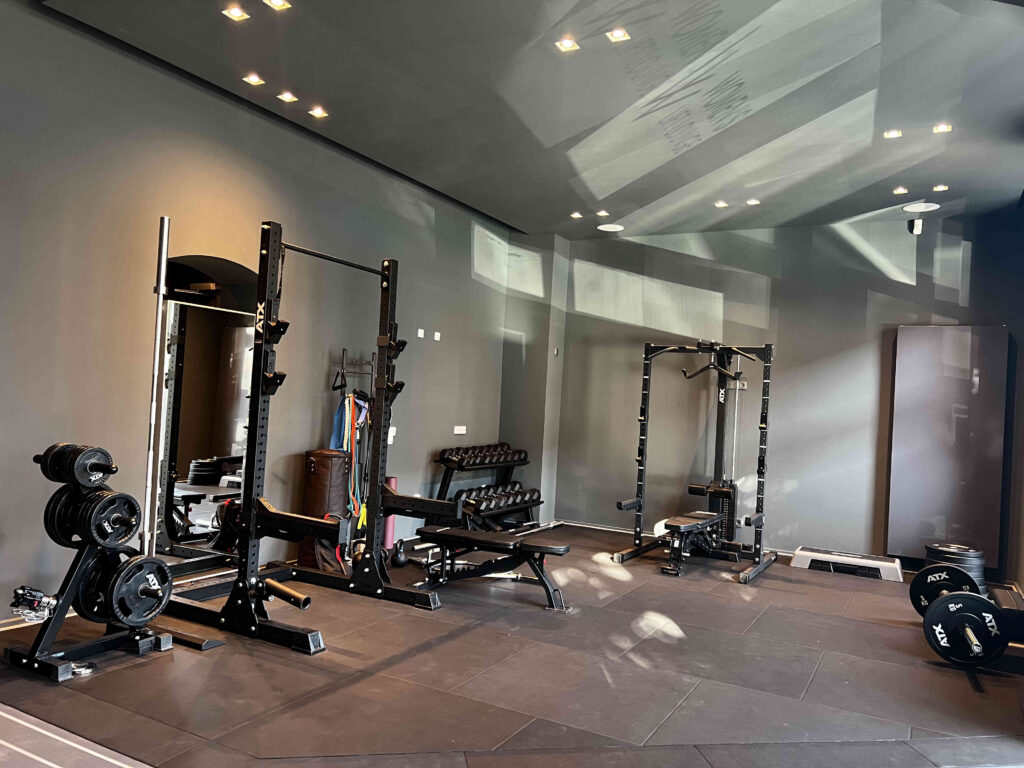 Die Lounge - Women's Lift Lounge